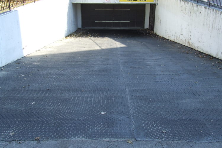 CONCRETE & ASPHALT – Tricon Ontario | Construction and Restoration Services